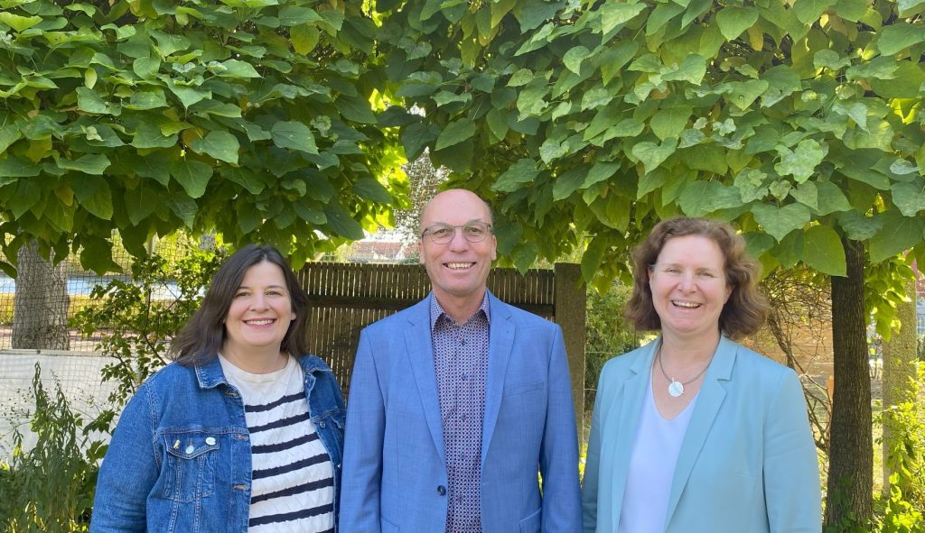 Schulleitung - Maria-Ward-Gymnasium Augsburg Das Maria-Ward-Gymnasium ...